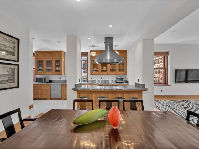 104 GRAND Street 1