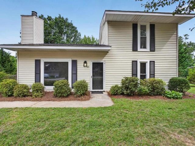 104 Gregory Dr, Greer, SC 29650