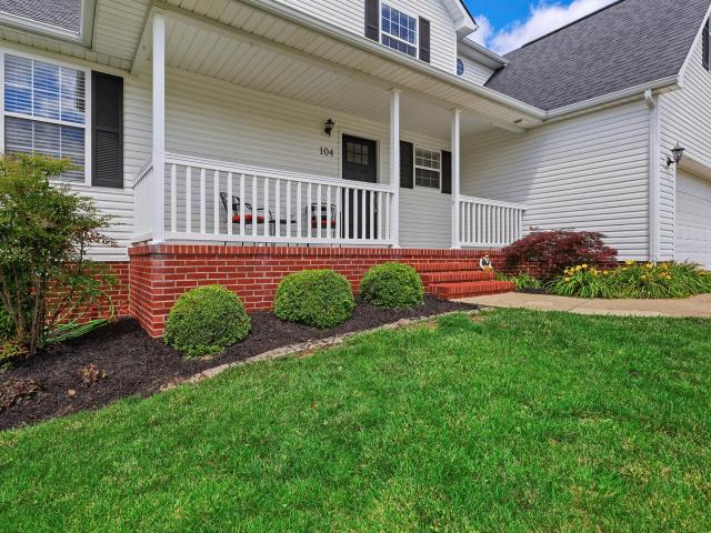 104 Greenfield Court