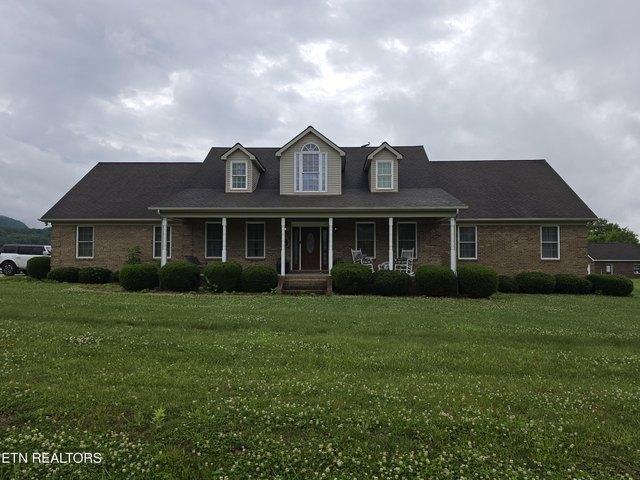 104 Dove Ln, Speedwell, TN 37870