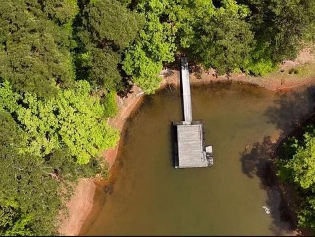 104 Dogwood Pt, Lagrange, GA 30240