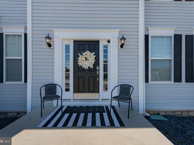 104 Daintree Dr, Martinsburg, WV 25403 | MLS #WVBE2048
