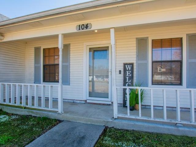 104 Dale Dr, Jacksonville, AR 72076