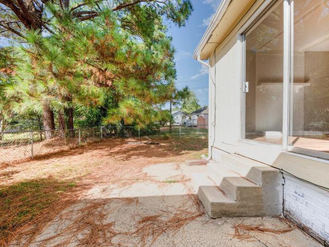 104 Deblyn Ct, Durham, NC 27713 | MLS #10126