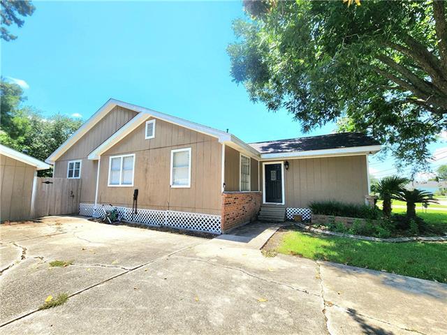104 Delta St, Belle Chasse, LA 70037 | MLS #2543