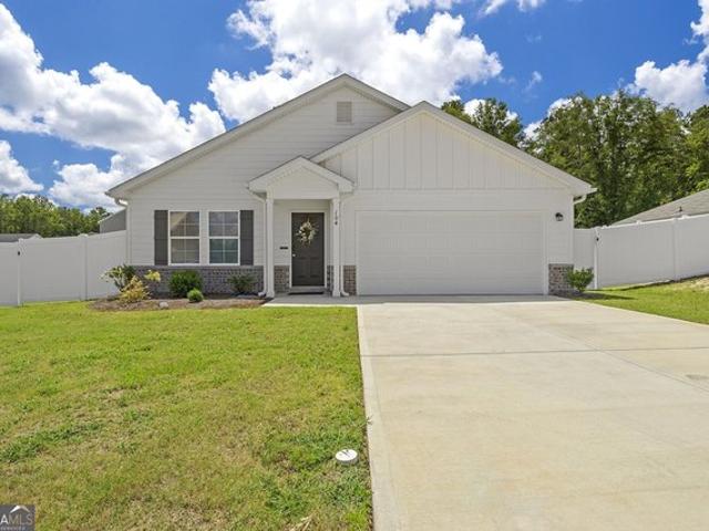 104 Dream Catcher Dr, Lizella, GA 31052
