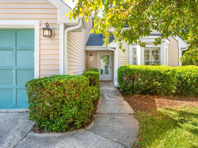 104 Duchess Lane