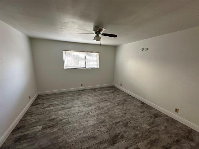 104 E 32nd St # 105