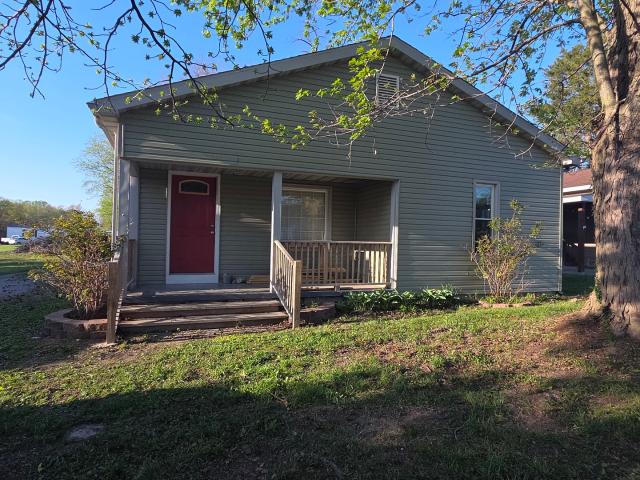 104 E Vermont Street