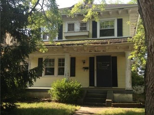 104 E Beechwood Ave, Dayton, OH 45405
