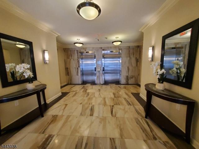 104 E Elizabeth Ave # 207