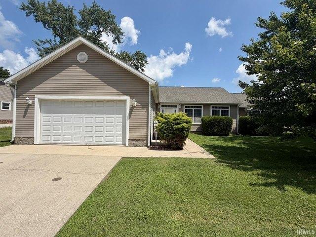 104 E Foster St, Fort Branch, IN 47648