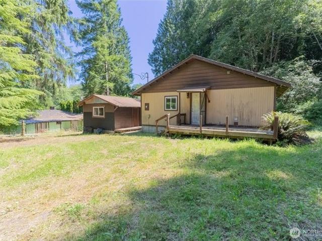 104 E Griffith St, Aberdeen, WA 98520