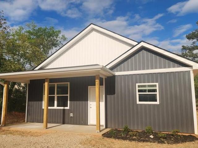 104 E Henrietta St, Union, SC 29379