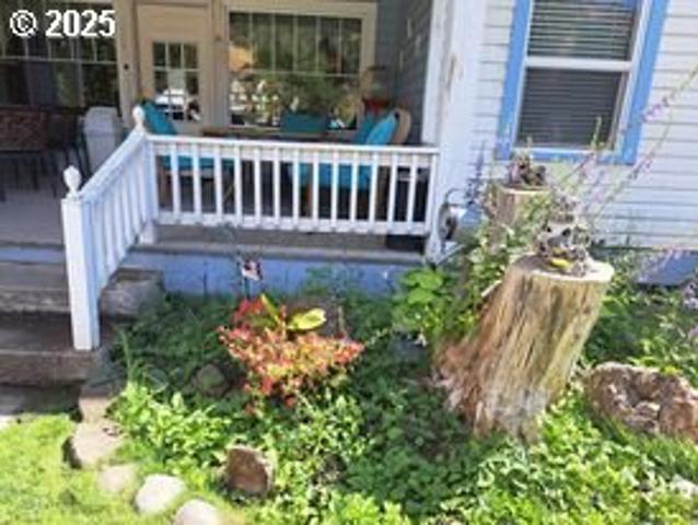 104 e main st