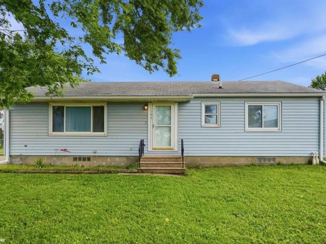 104 E North St, Albion, IA 50005