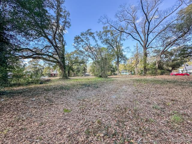 104 E Register Avenue