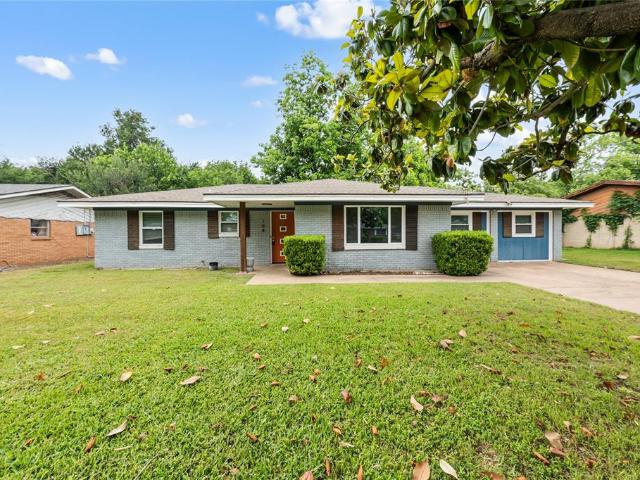 104 E Santa Anna Drive