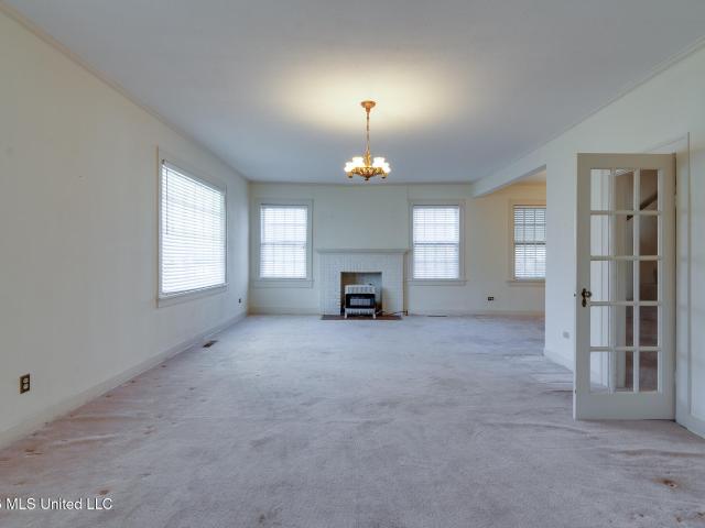 104 E South Avenue