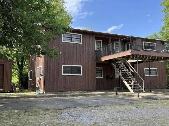 104 E South St, Clarksville, TX 75426 | MLS #21168 | Compass