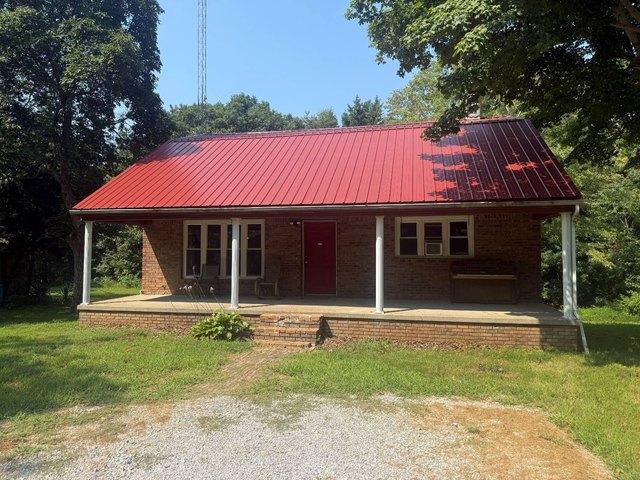 104 Eagle Eye Ln, Marion, KY 42064