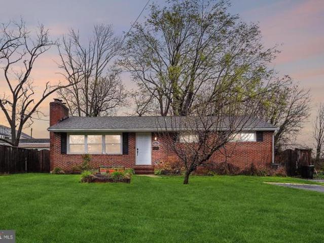 104 Egges, Catonsville, MD 21228