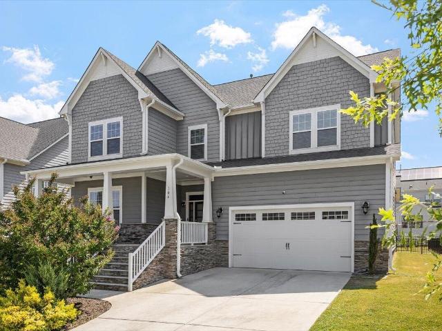 104 Evans Crest Lane