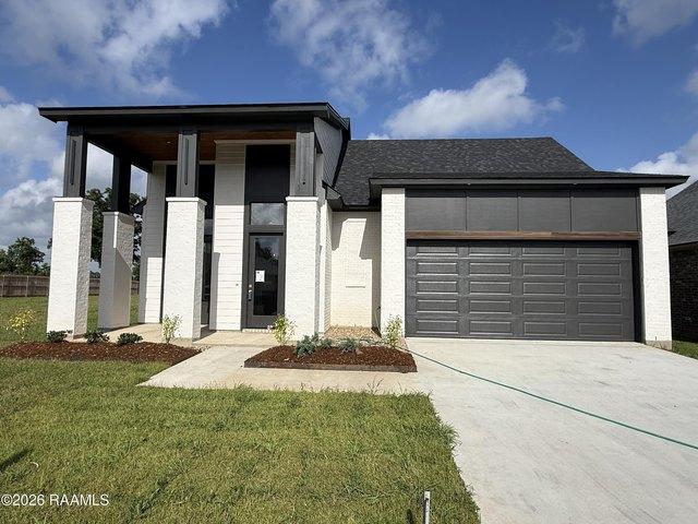 104 Fountain Meadow Dr, Broussard, LA 70518