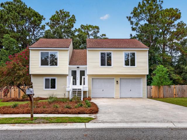 104 Foxfire Court