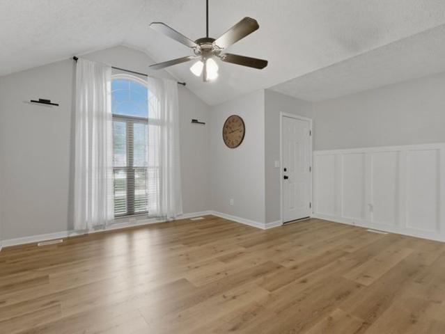 104 Forrest Ln, White House, TN 37188