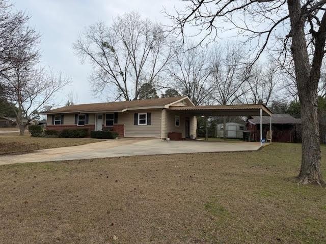 104 Falcon Dr, Enterprise, AL 36330
