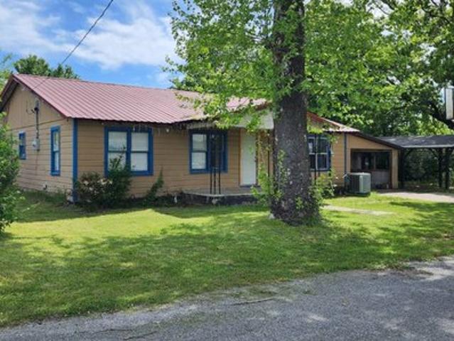 104 Fifth, Talihina, OK 74571