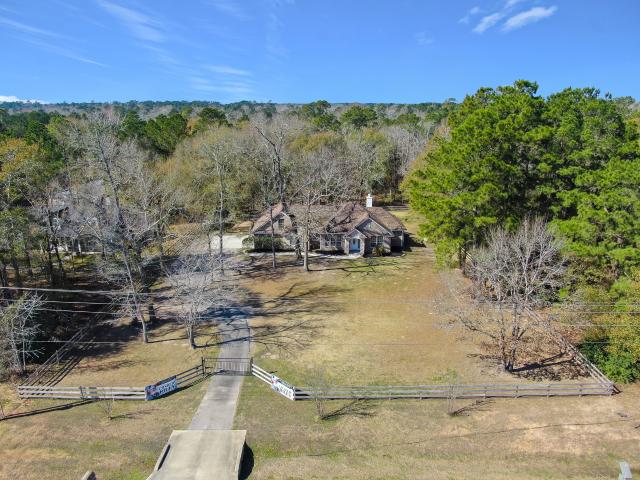 104 Fish Creek Thoroughfare, Montgomery, TX 77316 | MLS #7565 | Compass