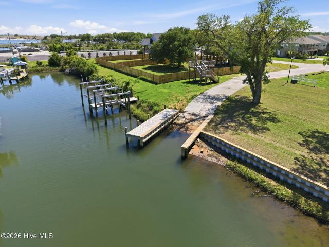 104 Flippers Cove Drive # 9