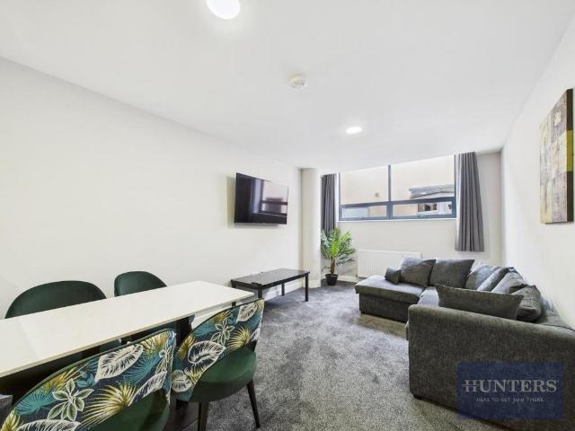104 Friary House, 46 50 Southgate Street 2 bed apartment to rent £1,295 pcm £299 pw