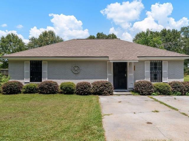 104 Kadens Kove, Magee, MS 39111