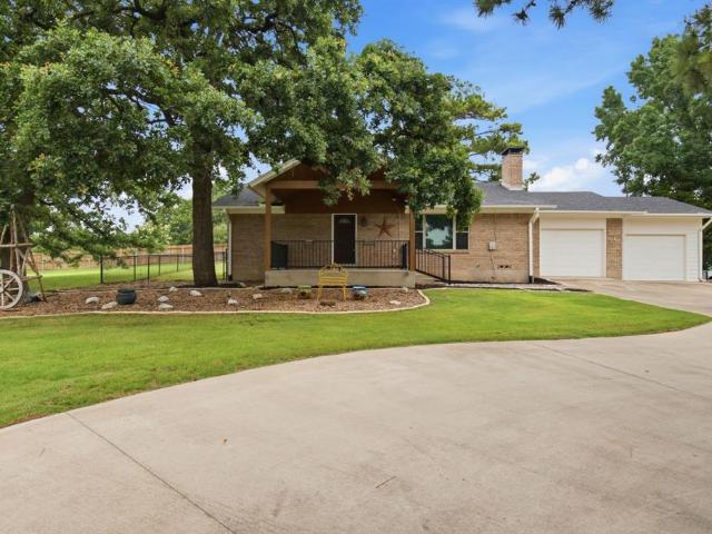 104 Kiowa Drive W