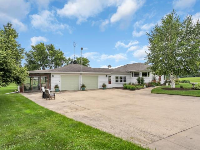104 Homestead Rd
