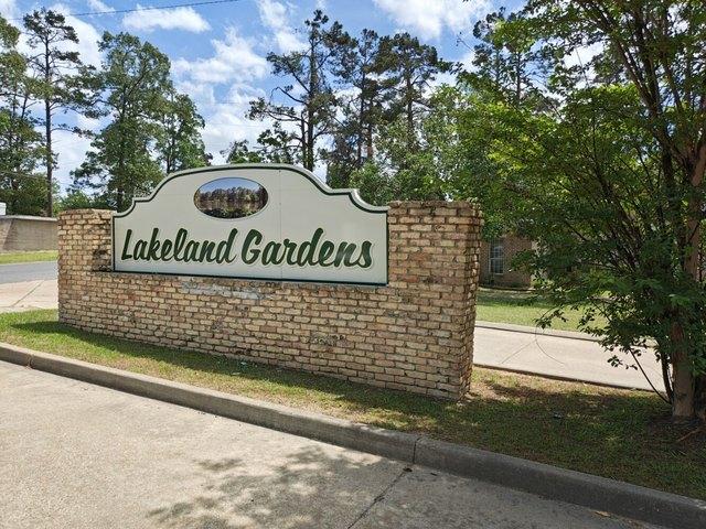 104 Honeysuckle Dr, West Monroe, LA 71291