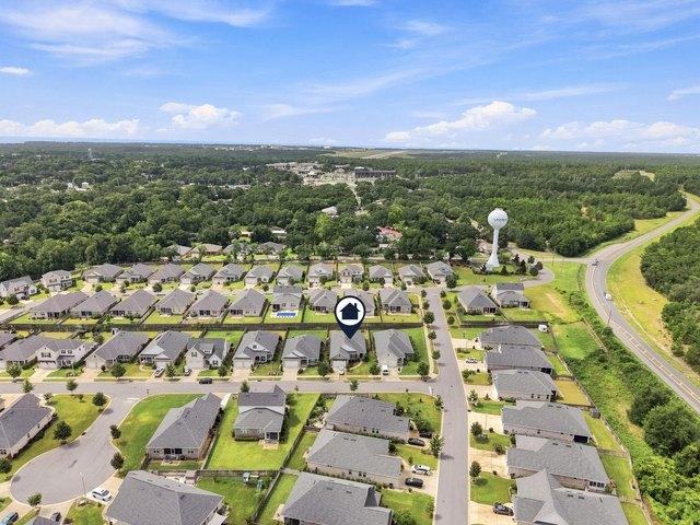 104 Hornet Ln, Valparaiso, FL 32580
