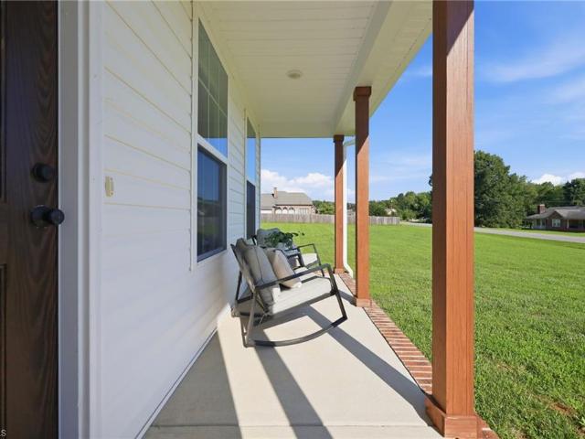 104 Hemlock Lane
