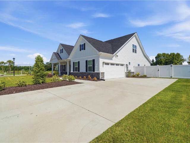 104 Henry Jefferson WAY