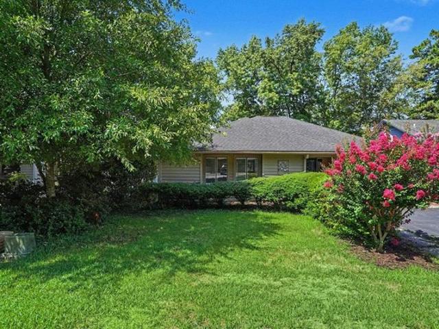104 Hickory Dr, Conway, SC 29526