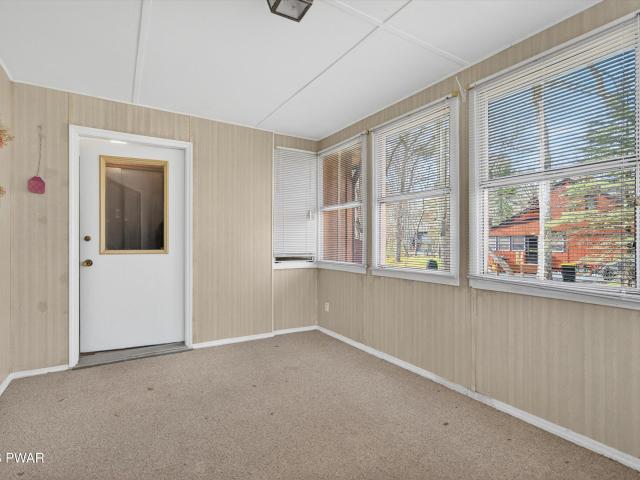 104 Hillcrest Drive