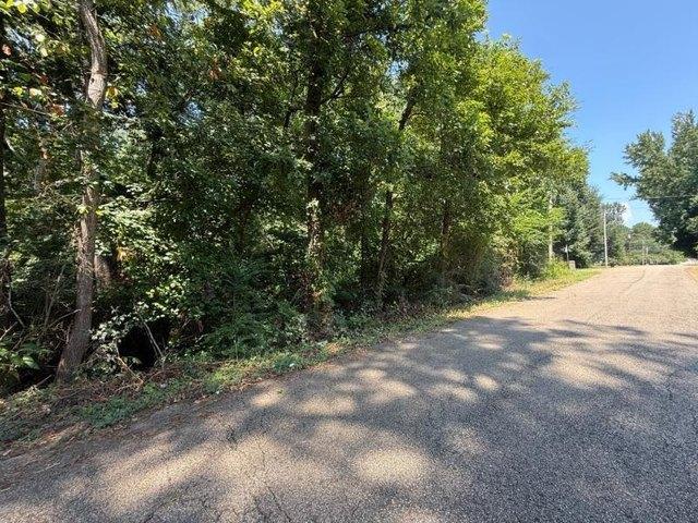 104 Hillsdale Dr, Tupelo, MS 38804