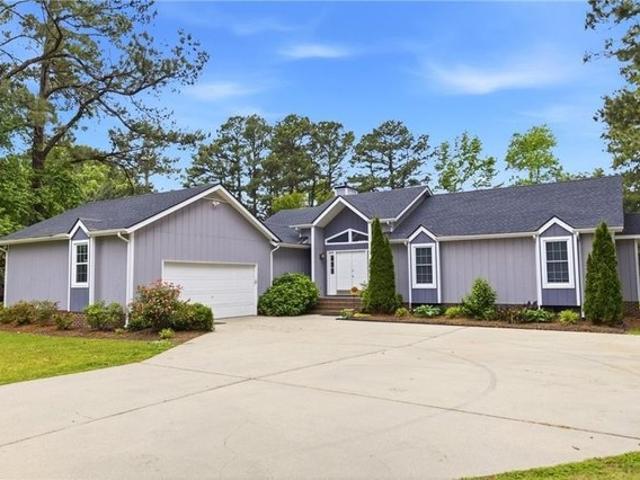 104 Inlet Dr, Elizabeth City, NC 27909