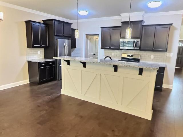 104 Ivy Vine Drive