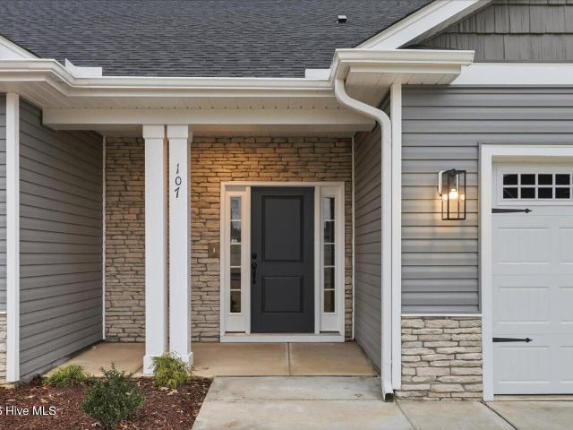 104 Jackson Ridge Way