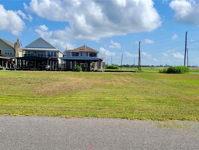 104 Junior Ln, Port Sulphur, LA 70083 | MLS #2567
