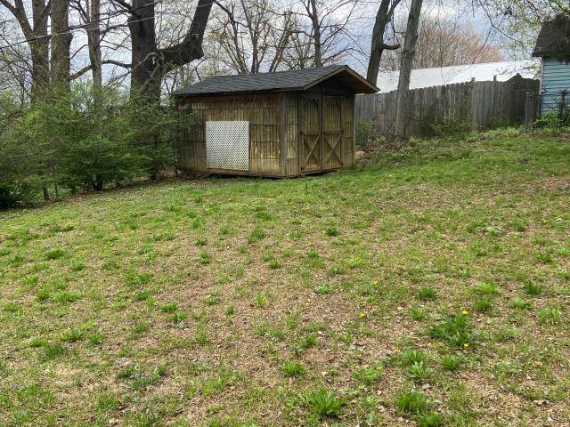 104 Oak Ave